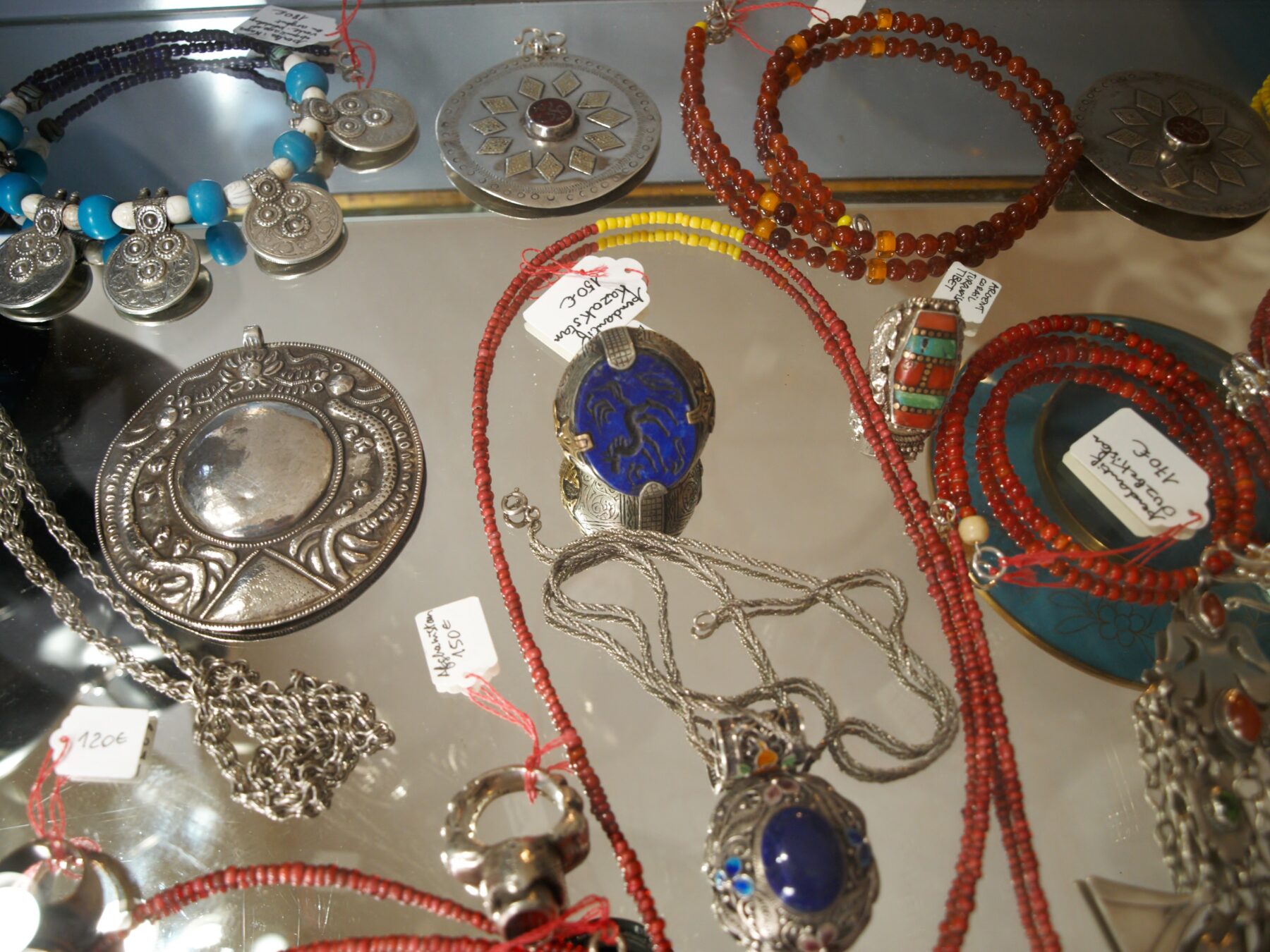 mirmande_atelier-bijoux_bijoux_createur_atelier_nesterovitch_jean_agnes ...